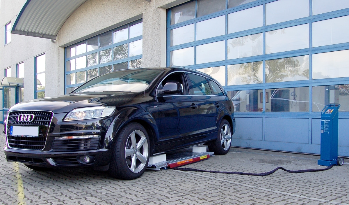 努斯鲍姆Sprinter mobil Photo | Molna爱游戏客户端r hoist - 爱游戏客户端门户_ayx爱游戏BG真人